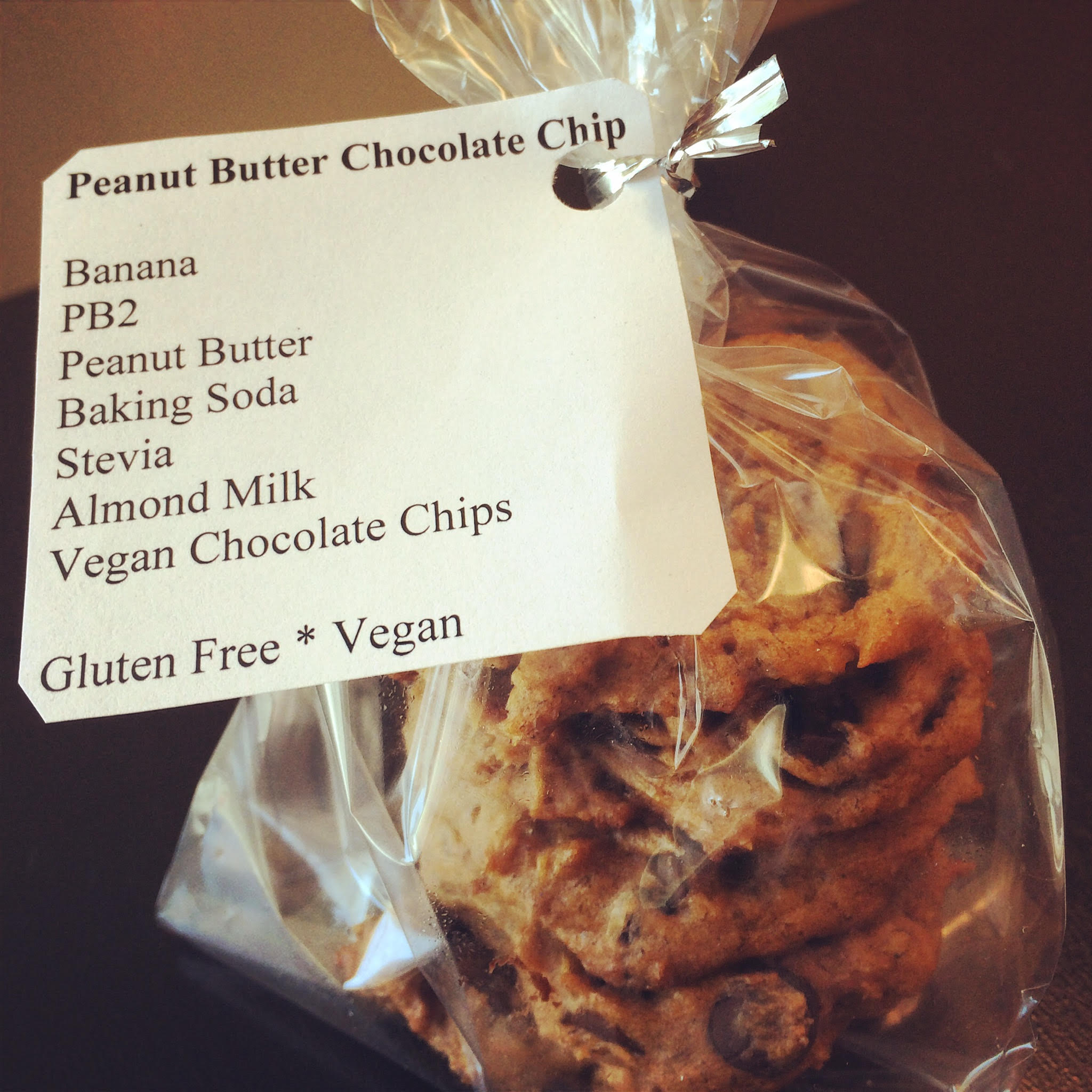 Clean and Sexy Banana PB Chocolate Chip Cookies – Love Sweet Mess